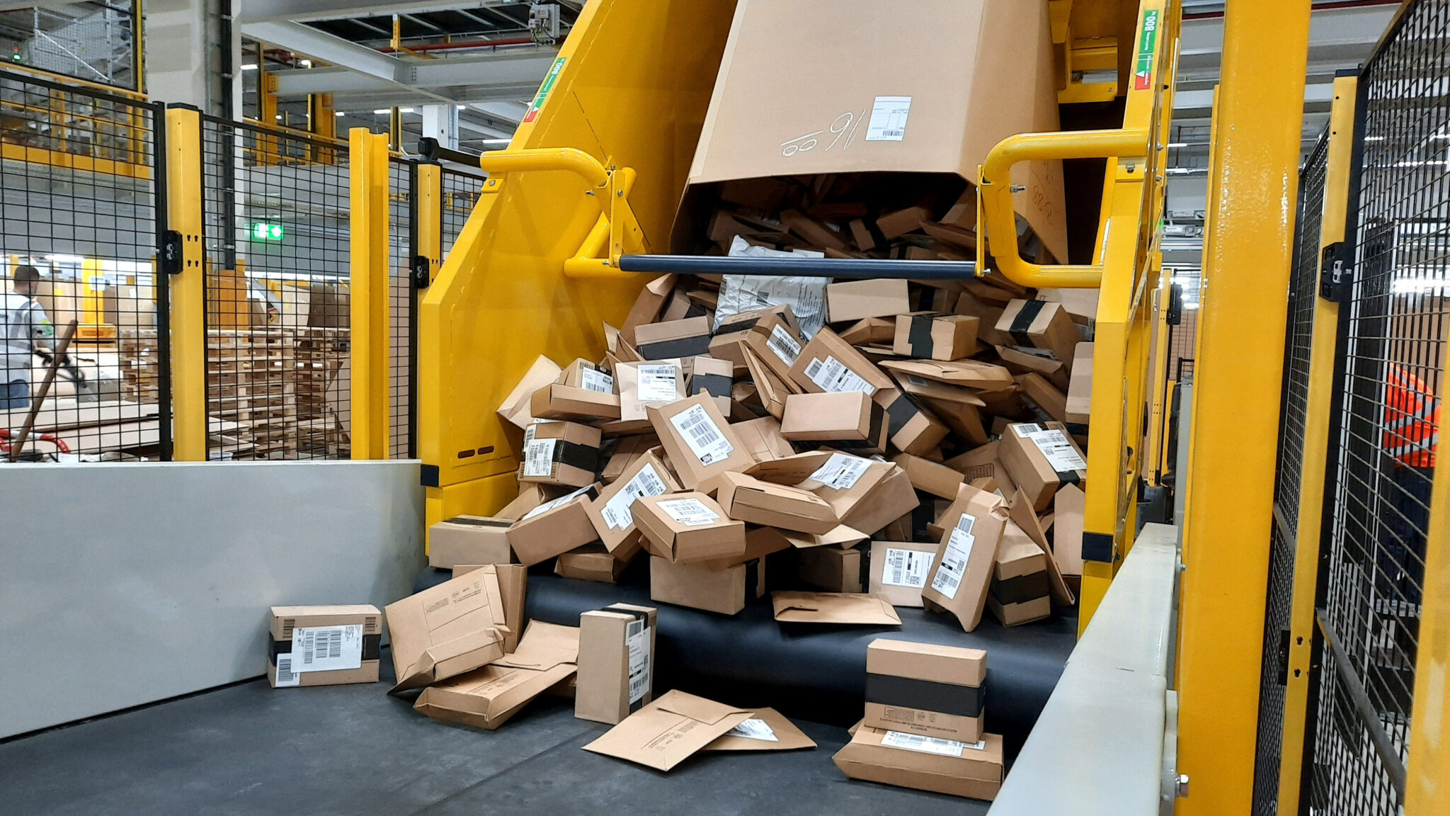 Solutions for parcel management | ALFI Technologies